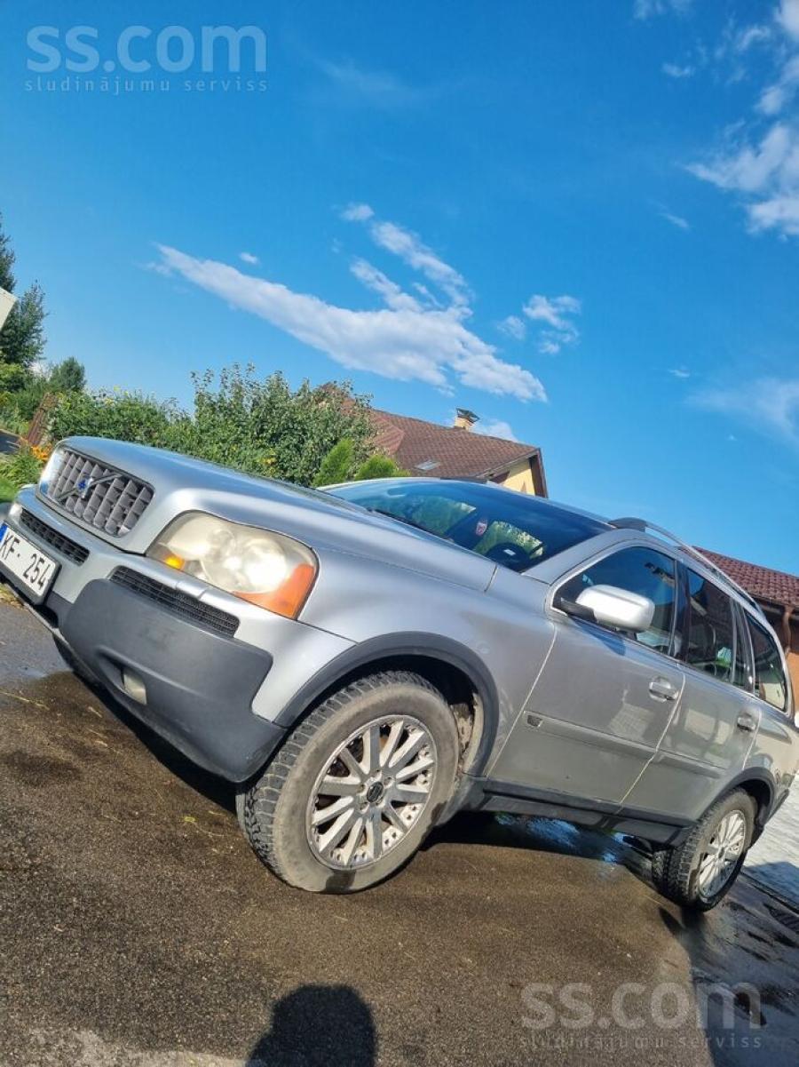Volvo XC90 2006 Rīga, ar dzinēja tilpumu 2.40 L un nobraukumu 480 tūkst. km par 3200 €, foto 10 vietnē AUTOMOTO.COM.LV