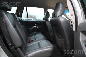 Volvo XC90 2006 in Tukums, with an engine capacity of 2.40 L and mileage of 326 thousand km for 5990 €, photo 13 on AUTOMOTO.COM.LV