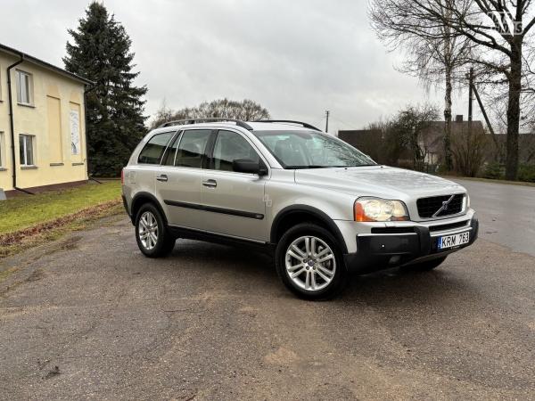 Volvo XC90 2006 Viļņa, ar dzinēja tilpumu 2.40 L un nobraukumu 332 tūkst. km par 3700 €, foto 1 vietnē AUTOMOTO.COM.LV