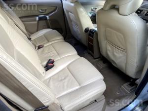 Volvo XC90 2006 in Riga, with an engine capacity of 2.40 L and mileage of 305 thousand km for 6200 €, photo 12 on AUTOMOTO.COM.LV