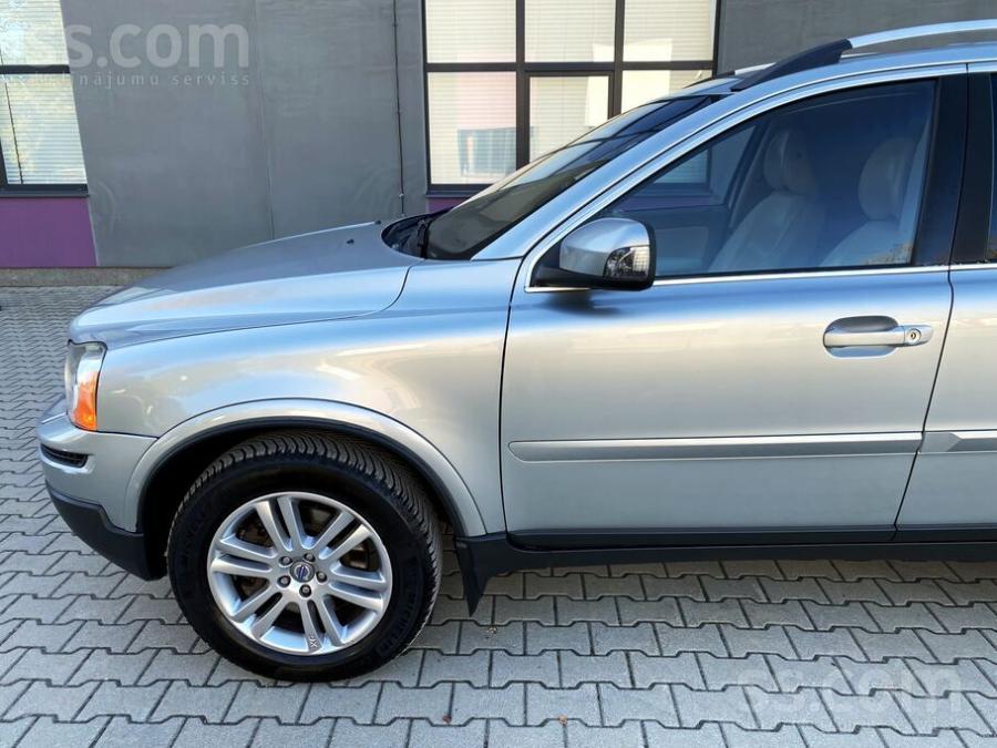 Volvo XC90 2006 in Riga, with an engine capacity of 2.40 L and mileage of 305 thousand km for 6200 €, photo 28 on AUTOMOTO.COM.LV