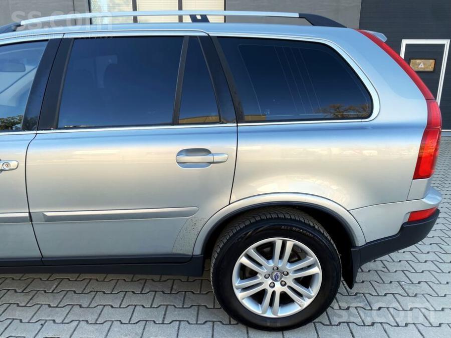 Volvo XC90 2006 in Riga, with an engine capacity of 2.40 L and mileage of 305 thousand km for 6200 €, photo 29 on AUTOMOTO.COM.LV