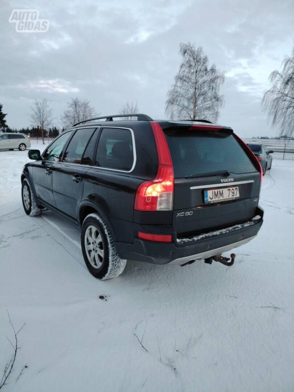 Volvo XC90 2006 in Marijampole, with an engine capacity of 2.40 L and mileage of 366 thousand km for 4300 €, photo 4 on AUTOMOTO.COM.LV