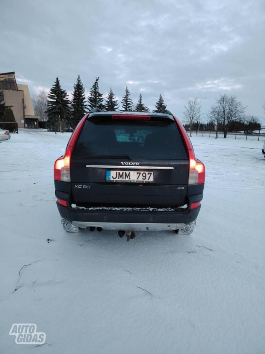 Volvo XC90 2006 in Marijampole, with an engine capacity of 2.40 L and mileage of 366 thousand km for 4300 €, photo 6 on AUTOMOTO.COM.LV