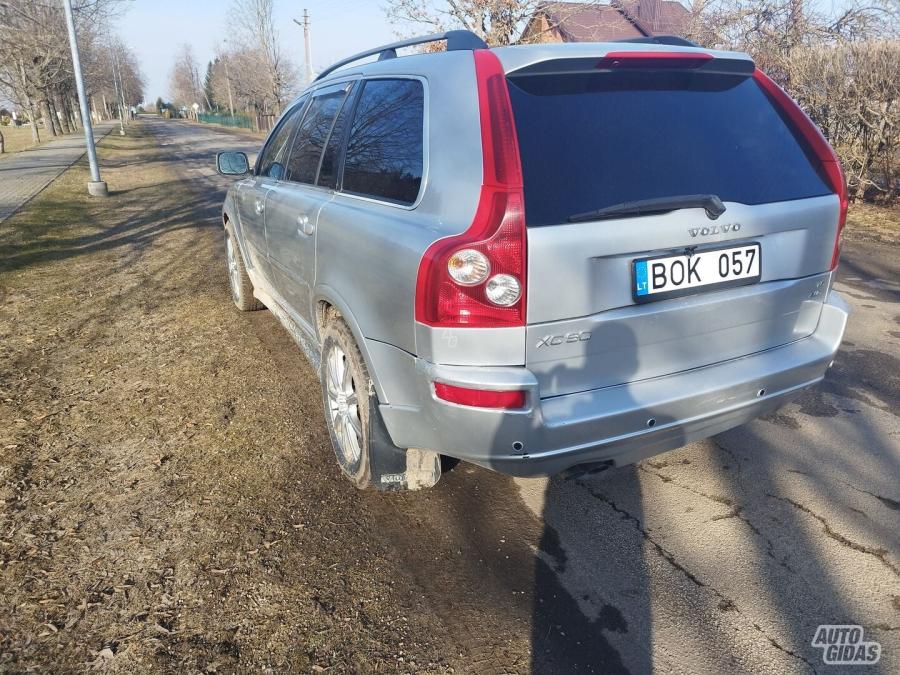 Volvo XC90 2006 in Mazeikiai, with an engine capacity of 2.90 L and mileage of 235 thousand km for 1500 €, photo 6 on AUTOMOTO.COM.LV
