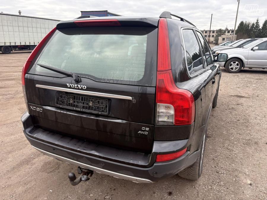 Volvo XC90 2006 Prienai, ar dzinēja tilpumu 2.40 L un nobraukumu 290 tūkst. km par 4950 €, foto 5 vietnē AUTOMOTO.COM.LV