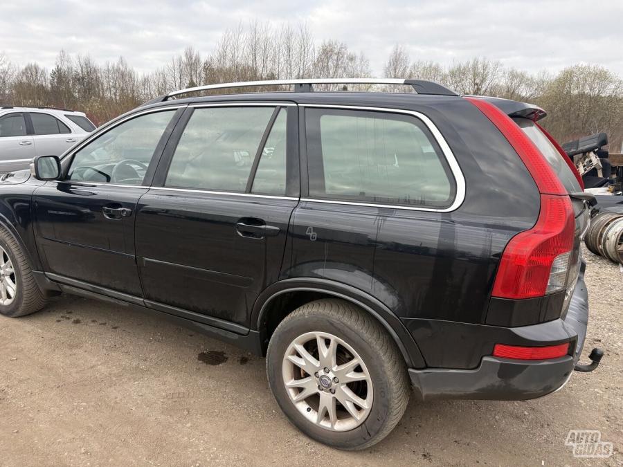 Volvo XC90 2006 Prienai, ar dzinēja tilpumu 2.40 L un nobraukumu 290 tūkst. km par 4950 €, foto 6 vietnē AUTOMOTO.COM.LV