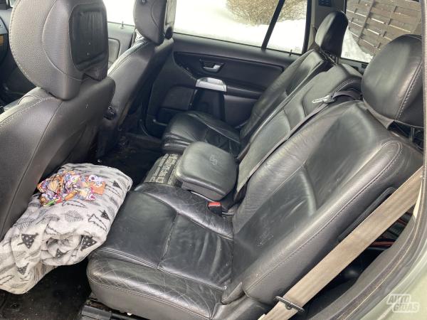 Volvo XC90 2006 Tauragė, ar dzinēja tilpumu 4.40 L un nobraukumu 230 tūkst. km par 3750 €, foto 10 vietnē AUTOMOTO.COM.LV