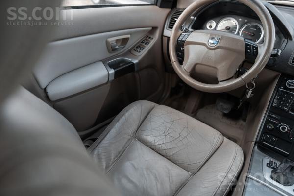 Volvo XC90 2006 Rīga, ar dzinēja tilpumu 2.40 L un nobraukumu 371 tūkst. km par 5200 €, foto 6 vietnē AUTOMOTO.COM.LV
