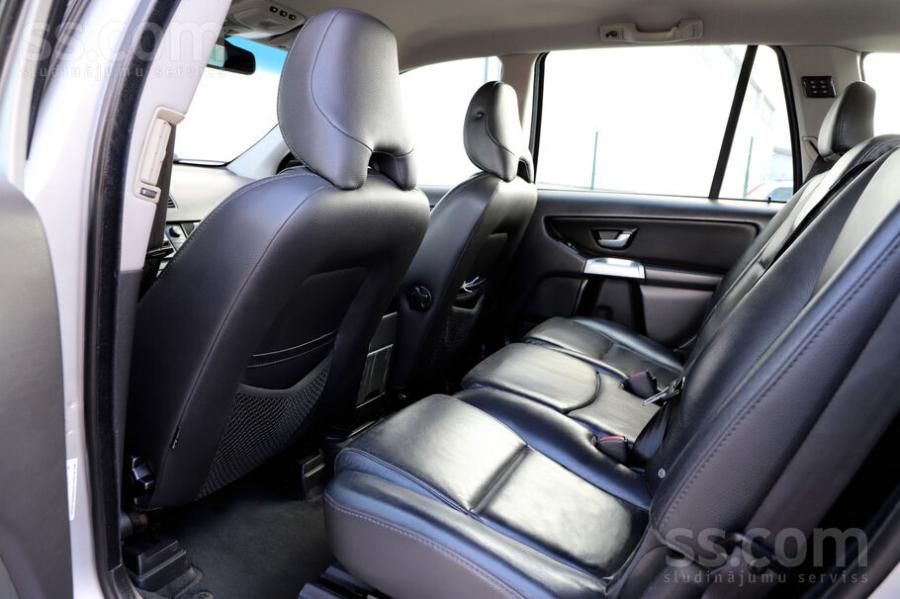 Volvo XC90 2006 Tukums, ar dzinēja tilpumu 2.40 L un nobraukumu 315 tūkst. km par 4990 €, foto 12 vietnē AUTOMOTO.COM.LV