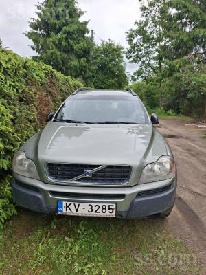 Volvo XC90 2006 Rīga, ar dzinēja tilpumu 2.40 L un nobraukumu 395 tūkst. km par 2200 €, foto  vietnē AUTOMOTO.COM.LV