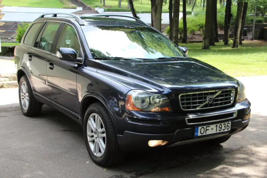 Volvo XC90 2006 Mārupe, ar dzinēja tilpumu 2.40 L un nobraukumu 305 tūkst. km par 7450 €, foto 12 vietnē AUTOMOTO.COM.LV