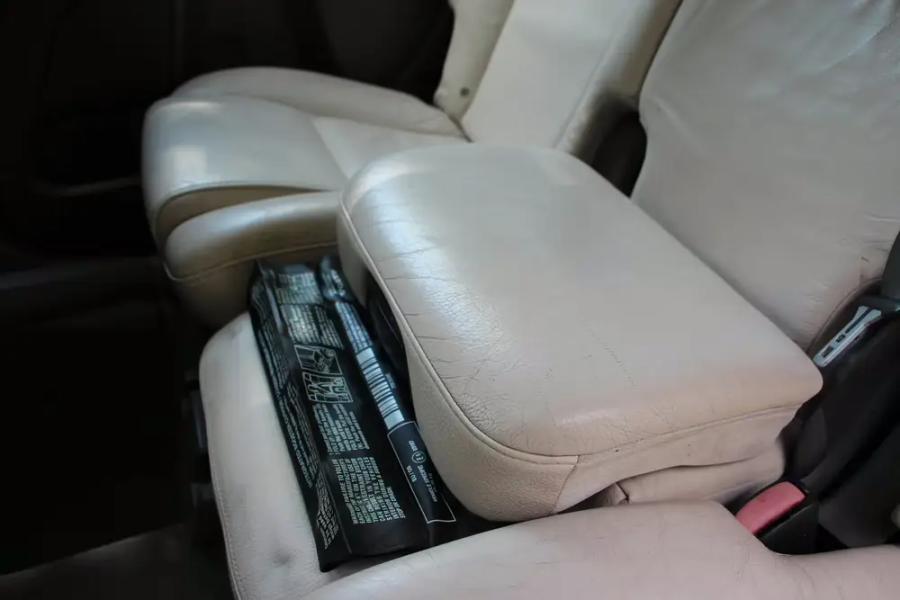 Volvo XC90 2006 Mārupe, ar dzinēja tilpumu 2.40 L un nobraukumu 305 tūkst. km par 7450 €, foto 20 vietnē AUTOMOTO.COM.LV