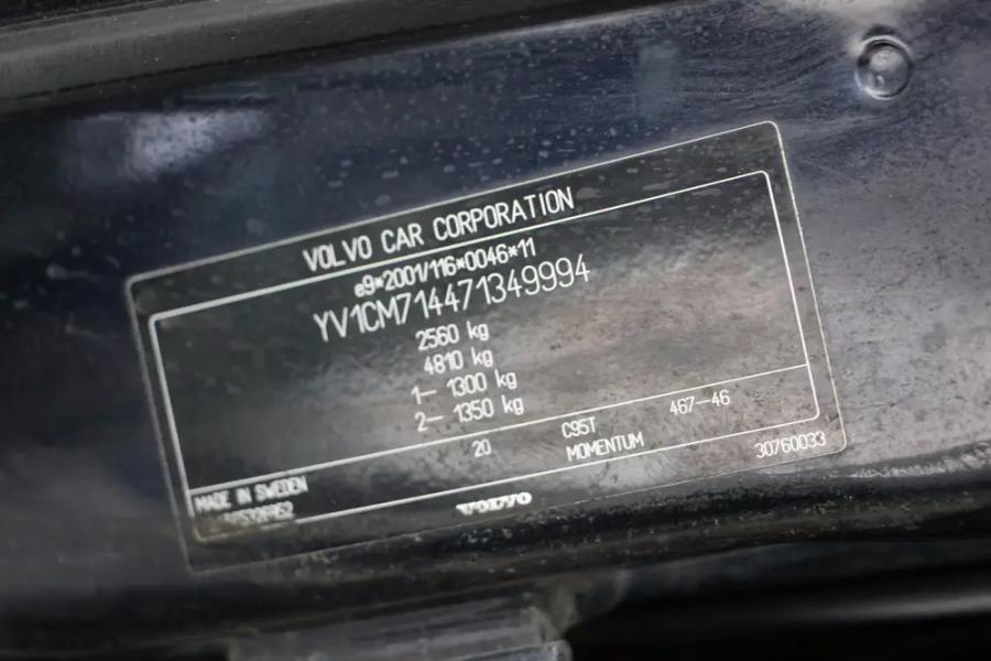 Volvo XC90 2006 Mārupe, ar dzinēja tilpumu 2.40 L un nobraukumu 305 tūkst. km par 7450 €, foto 27 vietnē AUTOMOTO.COM.LV