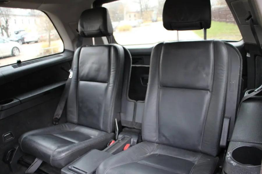 Volvo XC90 2006 in Marupe, with an engine capacity of 2.40 L and mileage of 281 thousand km for 7450 €, photo 18 on AUTOMOTO.COM.LV