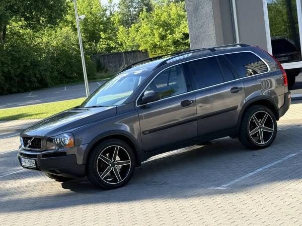 Volvo XC90 2006 Jūrmala, ar dzinēja tilpumu 2.40 L un nobraukumu 342 tūkst. km par 3550 €, foto 9 vietnē AUTOMOTO.COM.LV