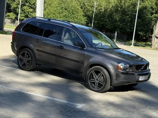 Volvo XC90 2006 Jūrmala, ar dzinēja tilpumu 2.40 L un nobraukumu 342 tūkst. km par 3550 €, foto 10 vietnē AUTOMOTO.COM.LV