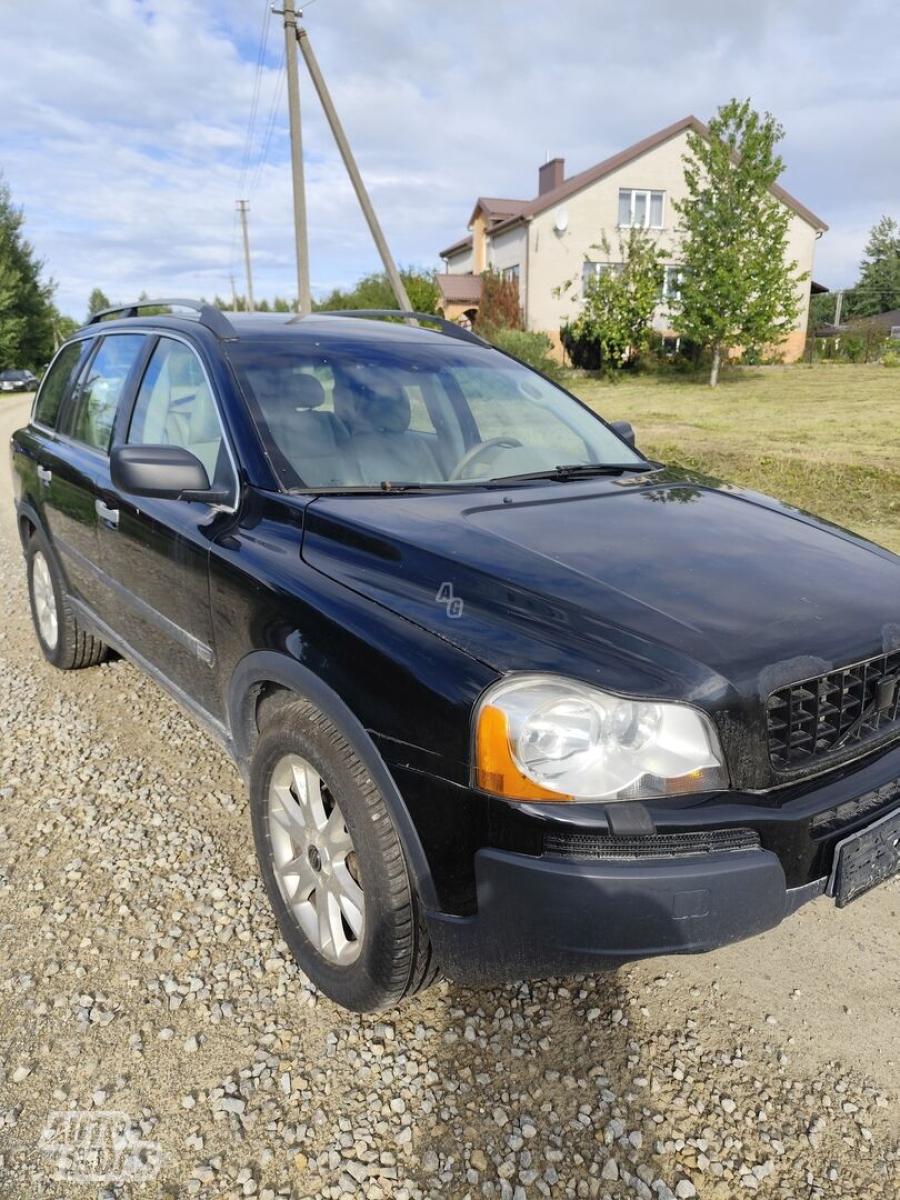 Volvo XC90 2006 in Siauliai, with an engine capacity of 2.40 L and mileage of 300 thousand km for 1999 €, photo 4 on AUTOMOTO.COM.LV