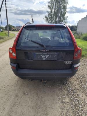Volvo XC90 2006 in Siauliai, with an engine capacity of 2.40 L and mileage of 300 thousand km for 1999 €, photo 6 on AUTOMOTO.COM.LV