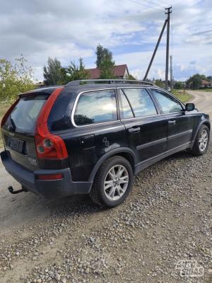 Volvo XC90 2006 in Siauliai, with an engine capacity of 2.40 L and mileage of 300 thousand km for 1999 €, photo 7 on AUTOMOTO.COM.LV