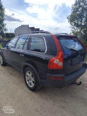 Volvo XC90 2006 in Siauliai, with an engine capacity of 2.40 L and mileage of 300 thousand km for 1999 €, photo 8 on AUTOMOTO.COM.LV