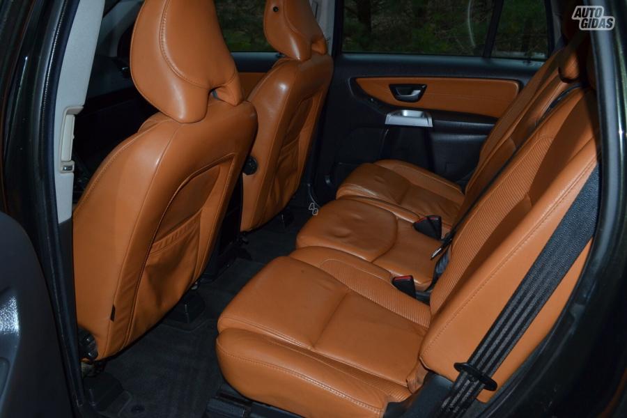 Volvo XC90 2006 Viļņa, ar dzinēja tilpumu 2.40 L un nobraukumu 322 tūkst. km par 4300 €, foto 11 vietnē AUTOMOTO.COM.LV