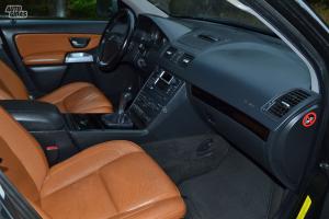 Volvo XC90 2006 Viļņa, ar dzinēja tilpumu 2.40 L un nobraukumu 322 tūkst. km par 4300 €, foto 14 vietnē AUTOMOTO.COM.LV