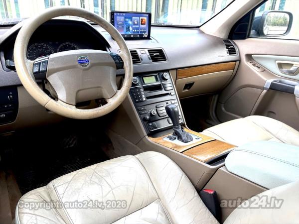 Volvo XC90 2006 in Tallinn, with an engine capacity of 3.20 L and mileage of 200 thousand km for 5799 €, photo 9 on AUTOMOTO.COM.LV
