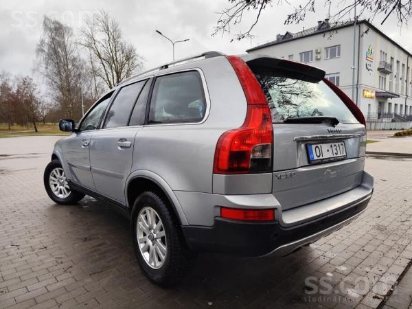 Volvo XC90 2007 Rēzekne, ar dzinēja tilpumu 2.40 L un nobraukumu 260 tūkst. km par 6500 €, foto 5 vietnē AUTOMOTO.COM.LV
