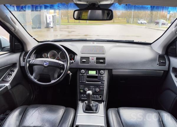 Volvo XC90 2007 Rēzekne, ar dzinēja tilpumu 2.40 L un nobraukumu 260 tūkst. km par 6500 €, foto 9 vietnē AUTOMOTO.COM.LV