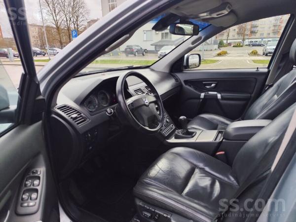 Volvo XC90 2007 Rēzekne, ar dzinēja tilpumu 2.40 L un nobraukumu 260 tūkst. km par 6500 €, foto 10 vietnē AUTOMOTO.COM.LV