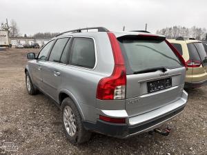 Volvo XC90 2007 Prienai, ar dzinēja tilpumu 2.40 L un nobraukumu 281 tūkst. km par 4900 €, foto 5 vietnē AUTOMOTO.COM.LV
