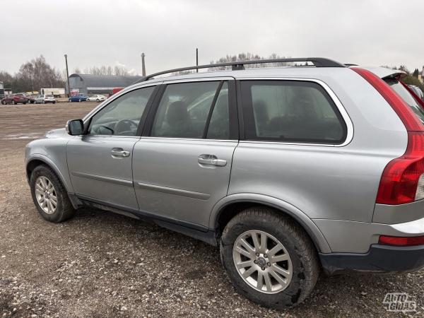 Volvo XC90 2007 Prienai, ar dzinēja tilpumu 2.40 L un nobraukumu 281 tūkst. km par 4900 €, foto 6 vietnē AUTOMOTO.COM.LV