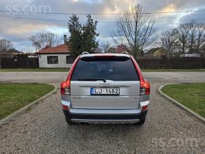 Volvo XC90 2007 Ventspils, ar dzinēja tilpumu 2.40 L un nobraukumu 292 tūkst. km par 5400 €, foto 8 vietnē AUTOMOTO.COM.LV