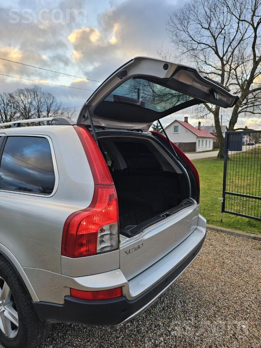 Volvo XC90 2007 Ventspils, ar dzinēja tilpumu 2.40 L un nobraukumu 292 tūkst. km par 5400 €, foto 12 vietnē AUTOMOTO.COM.LV