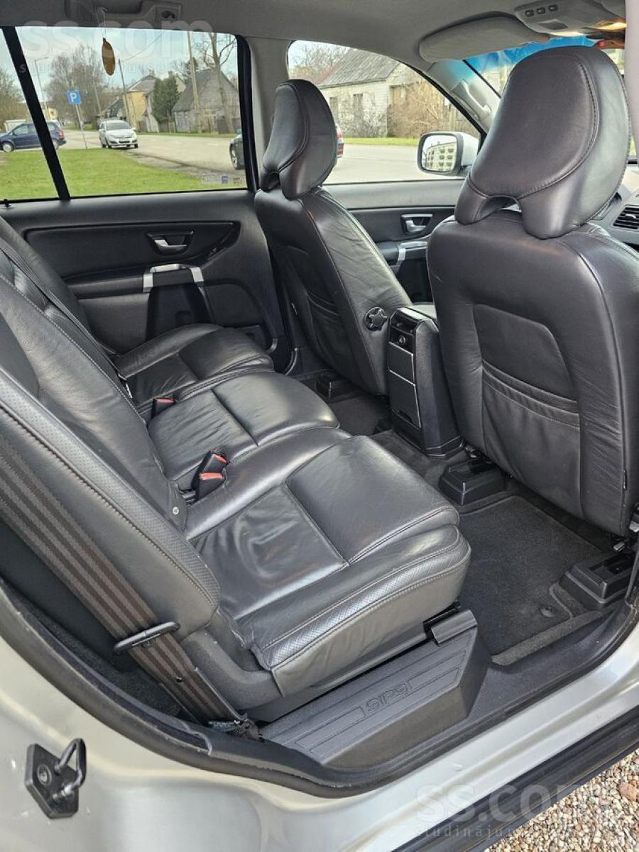 Volvo XC90 2007 Ventspils, ar dzinēja tilpumu 2.40 L un nobraukumu 292 tūkst. km par 5400 €, foto 19 vietnē AUTOMOTO.COM.LV