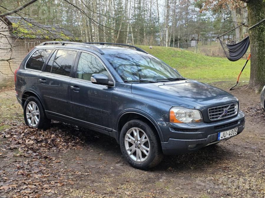Volvo XC90 2007 in Riga, with an engine capacity of 2.40 L and mileage of 312 thousand km for 2200 €, photo 1 on AUTOMOTO.COM.LV