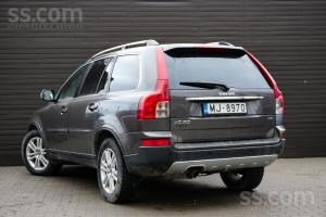 Volvo XC90 2007 in Riga, with an engine capacity of 2.40 L and mileage of 334 thousand km for 6590 €, photo 4 on AUTOMOTO.COM.LV