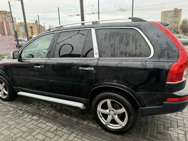 Volvo XC90 2007 in Kaunas, with an engine capacity of 2.40 L and mileage of 340 thousand km for 6200 €, photo 1 on AUTOMOTO.COM.LV