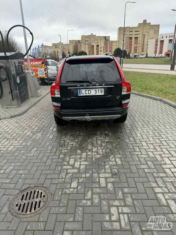 Volvo XC90 2007 in Kaunas, with an engine capacity of 2.40 L and mileage of 340 thousand km for 6200 €, photo 3 on AUTOMOTO.COM.LV