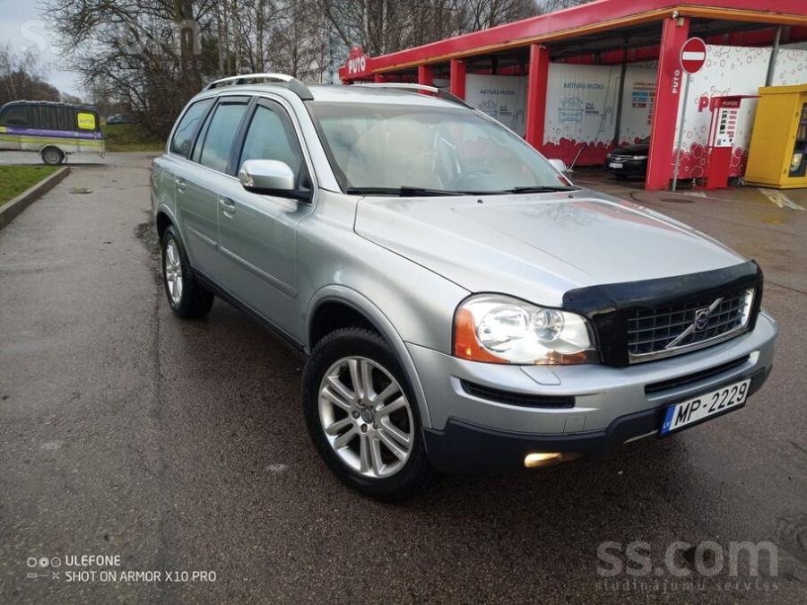 Volvo XC90 2007 in Riga, with an engine capacity of 2.40 L and mileage of 275 thousand km for 7200 €, photo 1 on AUTOMOTO.COM.LV