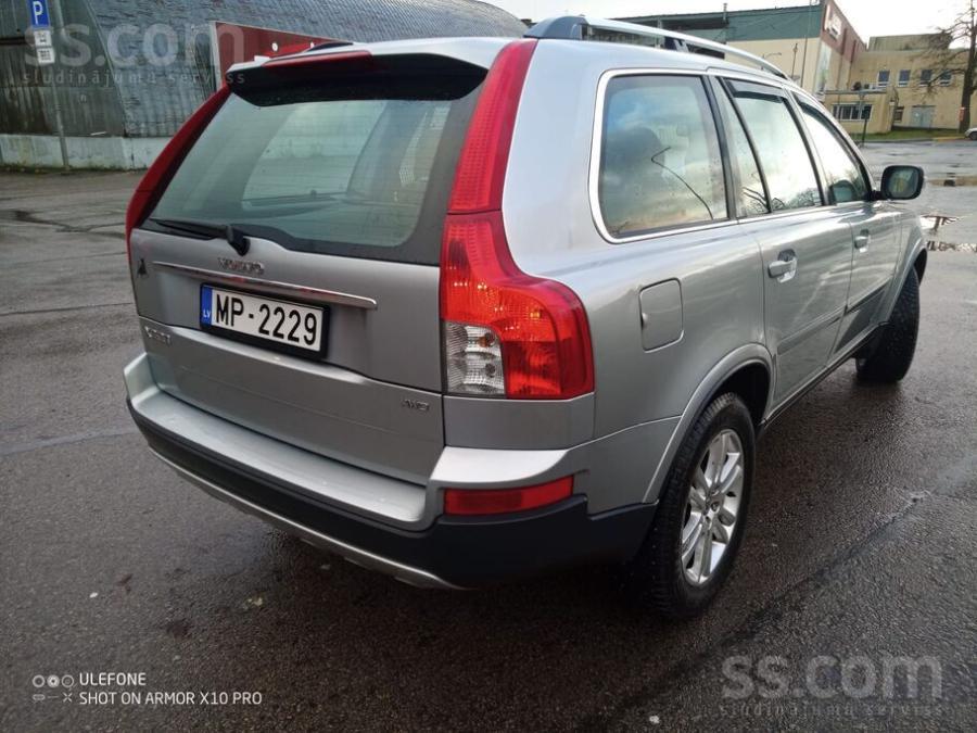 Volvo XC90 2007 in Riga, with an engine capacity of 2.40 L and mileage of 275 thousand km for 7200 €, photo 4 on AUTOMOTO.COM.LV