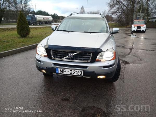 Volvo XC90 2007 in Riga, with an engine capacity of 2.40 L and mileage of 275 thousand km for 7200 €, photo 5 on AUTOMOTO.COM.LV