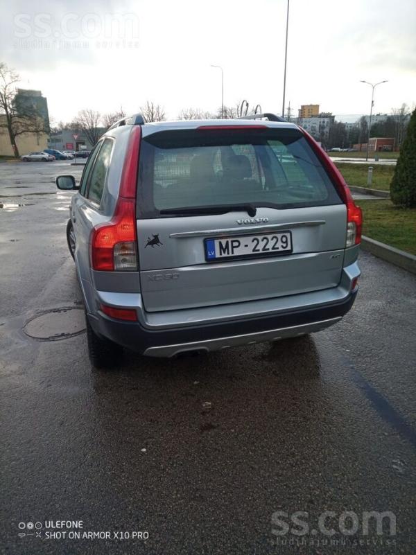 Volvo XC90 2007 in Riga, with an engine capacity of 2.40 L and mileage of 275 thousand km for 7200 €, photo 6 on AUTOMOTO.COM.LV