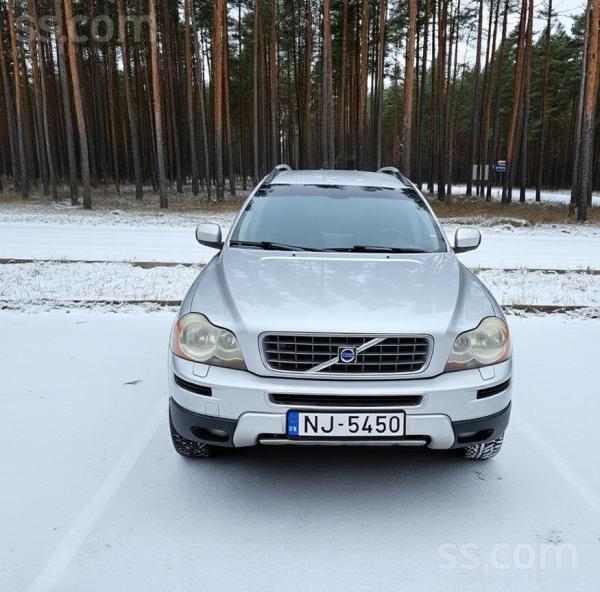 Volvo XC90 2007 in Riga, with an engine capacity of 2.40 L and mileage of 330 thousand km for 5550 €, photo 4 on AUTOMOTO.COM.LV