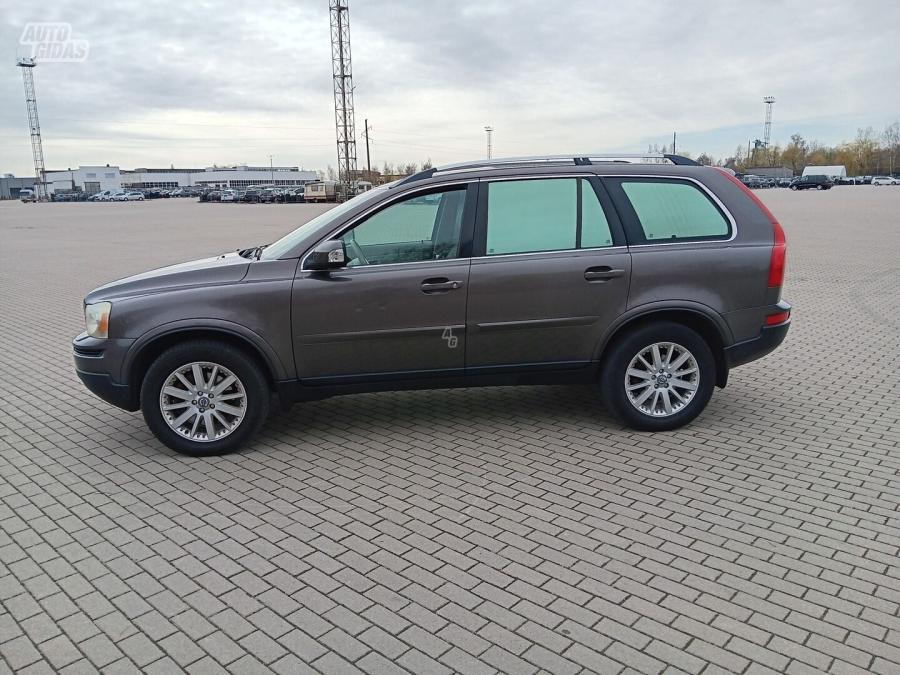 Volvo XC90 2007 in Marijampole, with an engine capacity of 2.40 L and mileage of 401 thousand km for 4850 €, photo 3 on AUTOMOTO.COM.LV