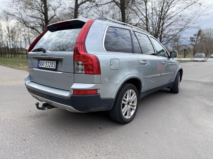 Volvo XC90 2007 in Kaunas, with an engine capacity of 2.40 L and mileage of 315 thousand km for 4200 €, photo 5 on AUTOMOTO.COM.LV