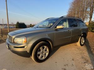 Volvo XC90 2007 in Kaunas, with an engine capacity of 3.20 L and mileage of 365 thousand km for 2700 €, photo 4 on AUTOMOTO.COM.LV