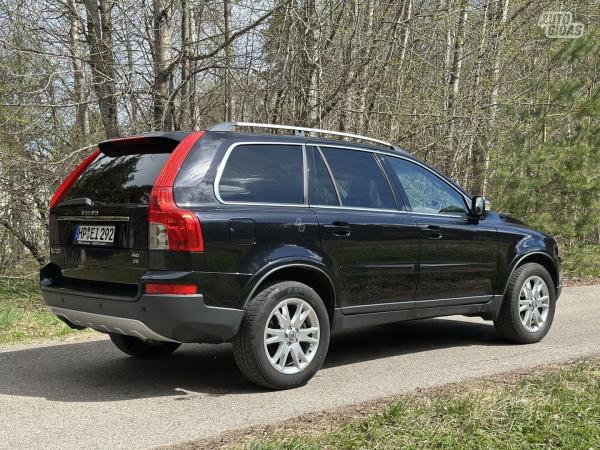 Volvo XC90 2007 Viļņa, ar dzinēja tilpumu 2.40 L un nobraukumu 330 tūkst. km par 6400 €, foto 2 vietnē AUTOMOTO.COM.LV