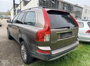 Volvo XC90 2007 Viļņa, ar dzinēja tilpumu 2.40 L un nobraukumu 296 tūkst. km par 2850 €, foto 6 vietnē AUTOMOTO.COM.LV